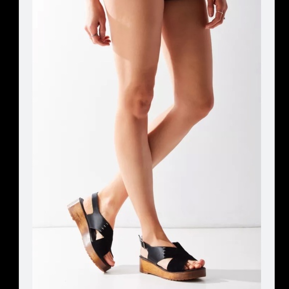 Kelsi Dagger | Shoes | Kelsi Dagger Brooklyn Danielle Wood Slingback ...